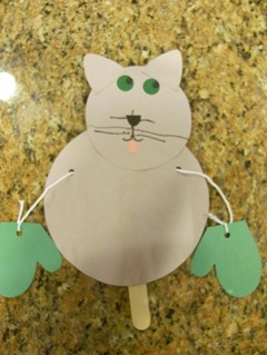 A Mommy's Adventures: stART ~ The Three Little Kittens